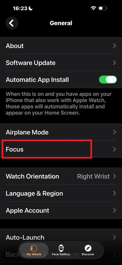 How to Enable or Disable Do Not Disturb Mode on Apple Watch Series 11 | ManualsLib
