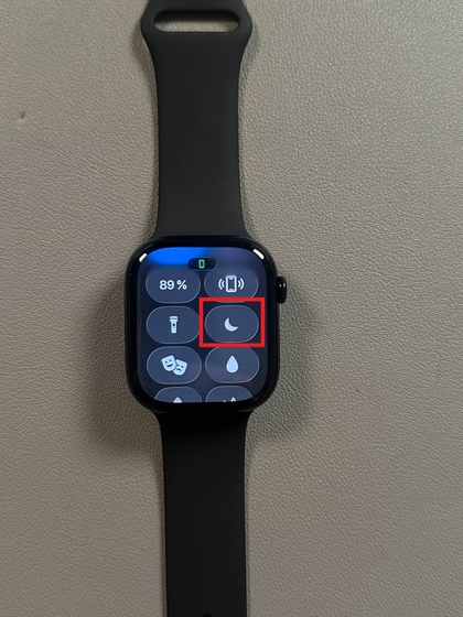 How to Enable or Disable Do Not Disturb Mode on Apple Watch Series 11 ...