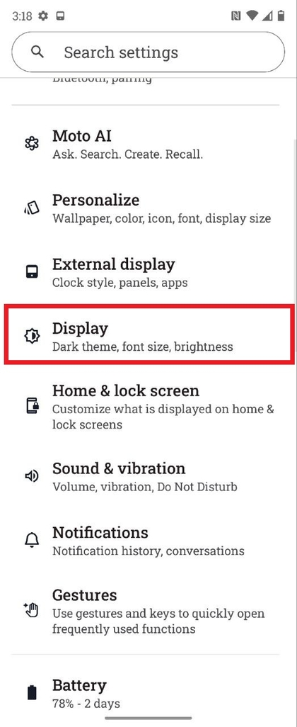 How to Enable and Customize Night Mode on Motorola Razr 60 Ultra ...