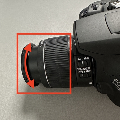 How to Switch Between Auto and Manual Focus on the Canon EOS 2000D ...