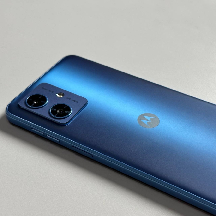 How to Power On Your Motorola Moto G54 5G | ManualsLib