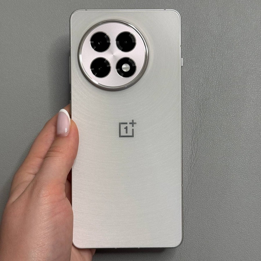 Reset Camera Settings on OnePlus 13R 5G: A Step-by-Step Guide | ManualsLib
