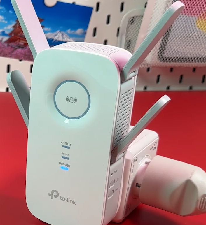How to Set Up Your TP-Link RE650 Wi-Fi Extender Using a Smartphone ...