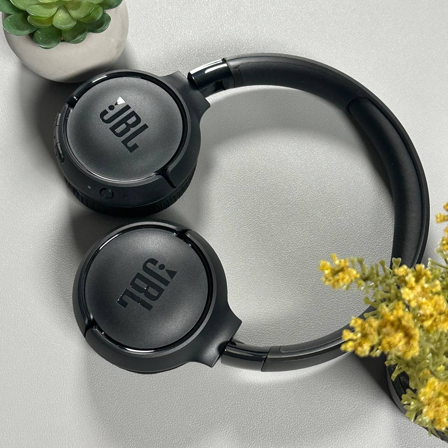 How to Find the Serial Number on JBL Tune 520BT Headphones | ManualsLib