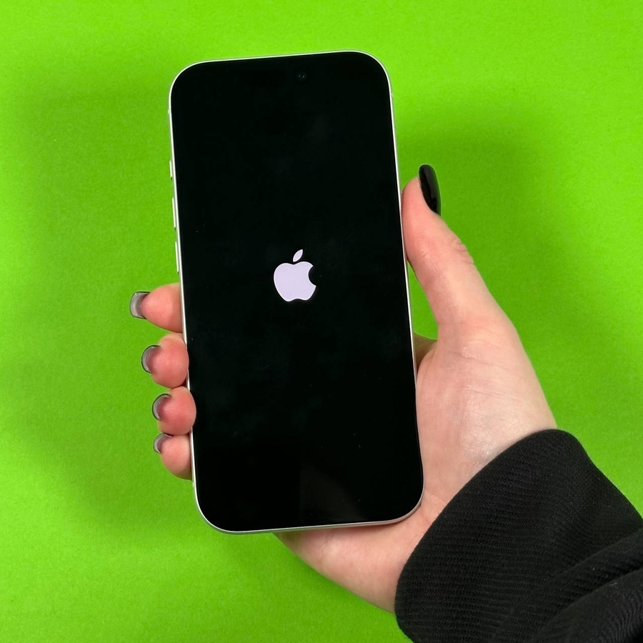 How to Force Restart Your iPhone 17 Pro: A Step-by-Step Guide | ManualsLib