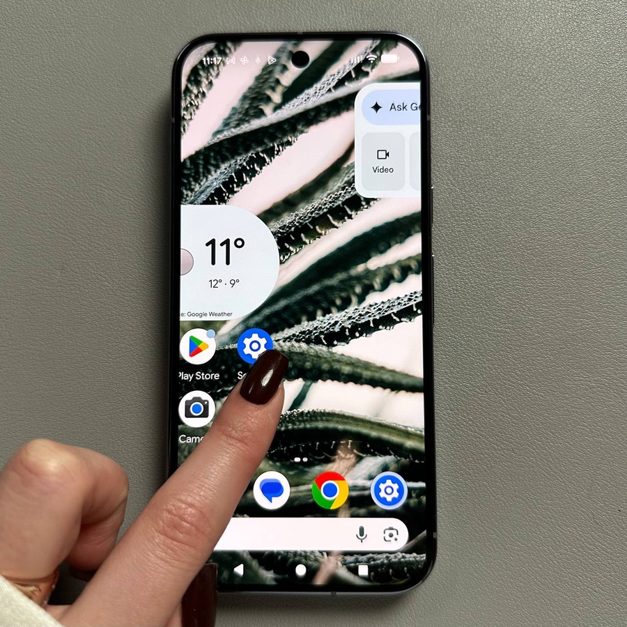 How to Change Screen Refresh Rate on Google Pixel 10 Pro (60Hz to 120Hz ...